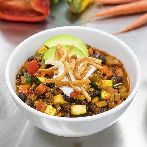 Chili vegetarien aux haricots noirs | Club House pour les chefs
