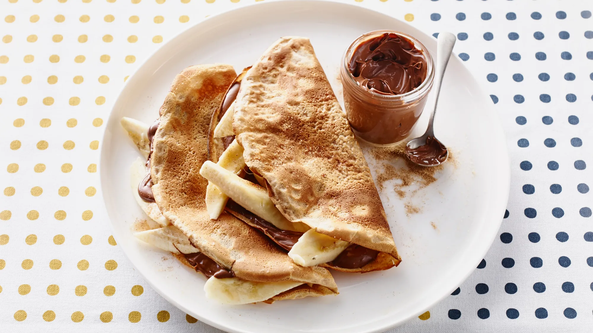 Nutella Crepes with Cinnamon Bananas | McCormick Australia