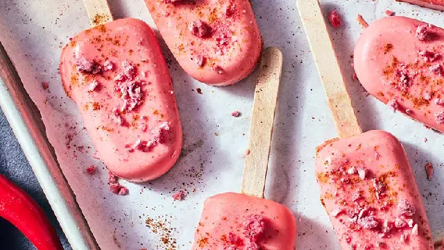 Sweet Heat Raspberry Ice Cream Bars | McCormick For Chefs®