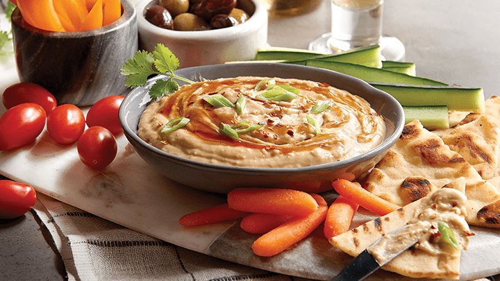 Honey Garlic Hummus Spread | McCormick For Chefs®