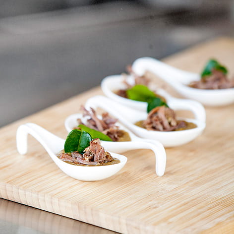 how to cook curry oxtails