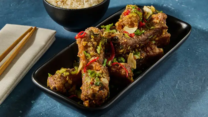 Crispy Garlic and Pepper Pork Ribs | McCormick For Chefs®