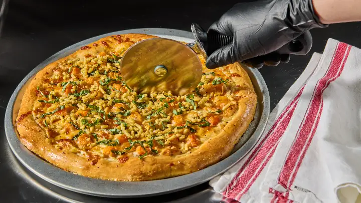 Pumpkin Cacio e Pepe Pizza | Club House for Chefs