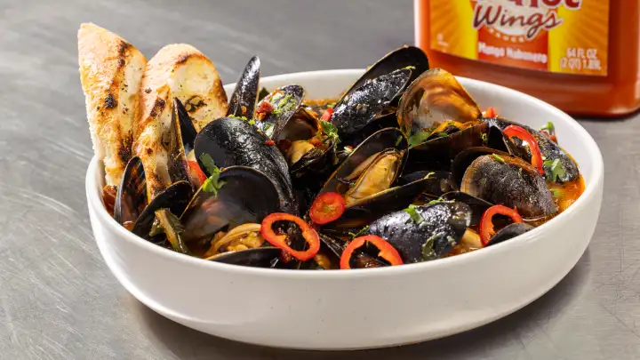 Steamed Mussels with Spicy Mango White Wine Broth | Club House for Chefs